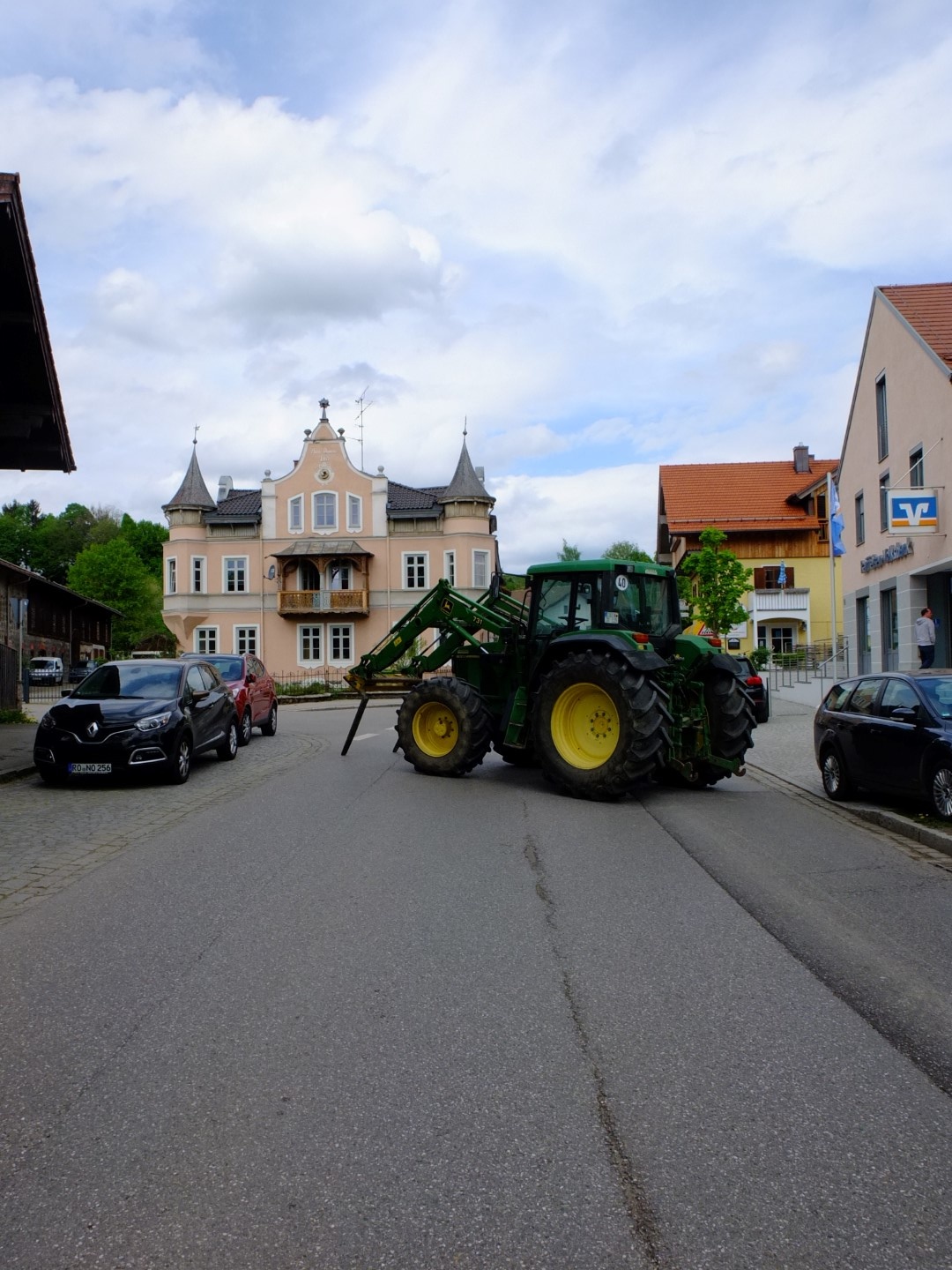 Maibaum Glonn 2018 Straßensperre(19) (Large) | Markt Glonn